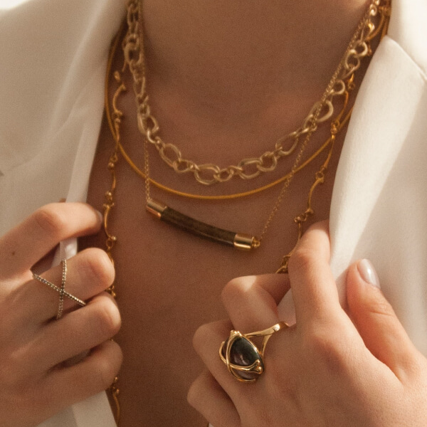 Giamo Limited Golden Set – Hollis Home